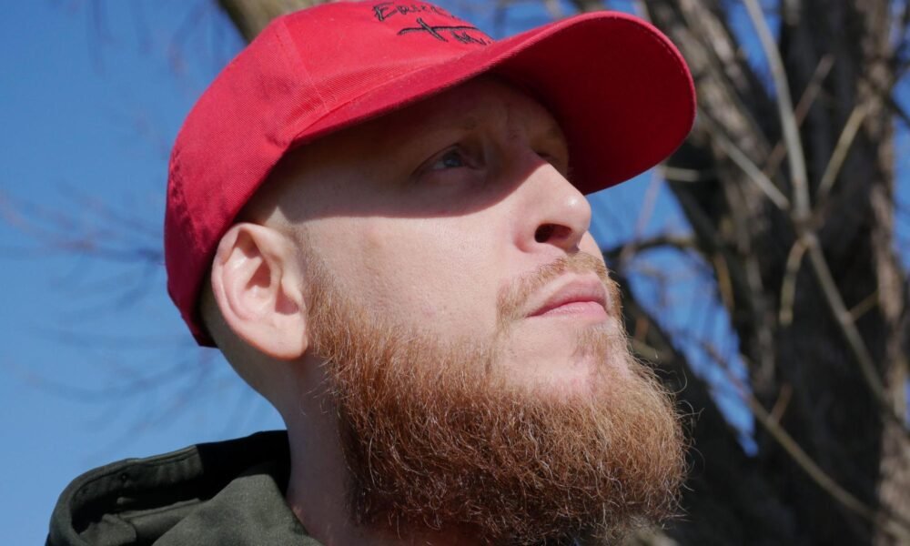 Eric Cohen Delivers The Message Of God Through Harmony - Level Up Magazine