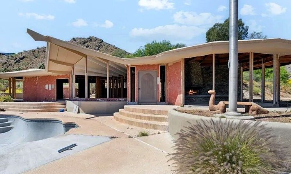 Futuristic Fixer-Greater: Uncommon Googie Architecture in Arizona ...