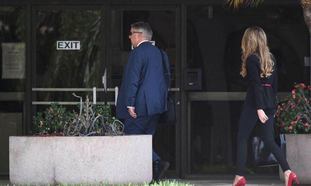 Trump Lawyer Jim Right Quits—Yet again—Over 'Irreconcilable Differences ...